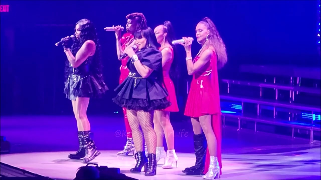 Salt-N-Pepa featuring En Vogue: Whatta Man - #MixtapeTour2022 - 6/25 ...