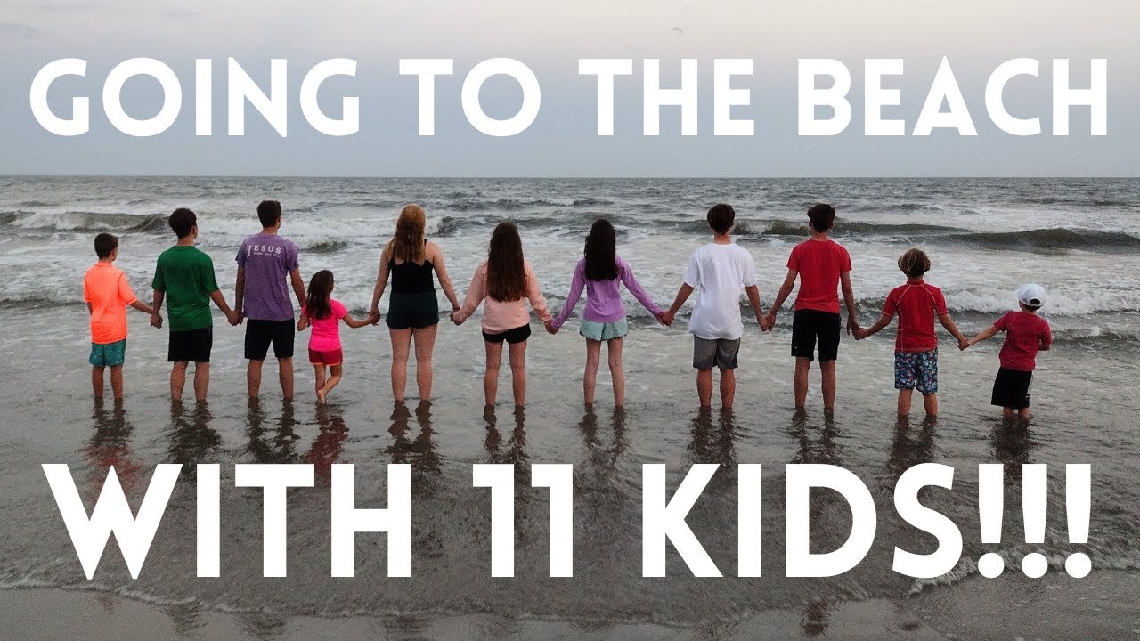 Going To The Beach With 11 KIDS: AGAIN!!! - YouTube