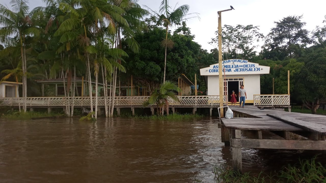 no Rio Aranai na ilha de Marajó - YouTube