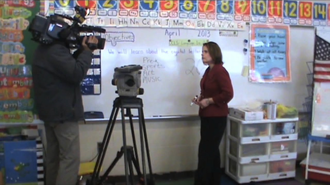 Shadowing a television reporter - YouTube