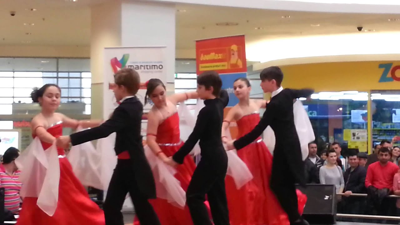 FESTIVAL DE DANS...CLUB DINO...VALS VIENEZ - YouTube