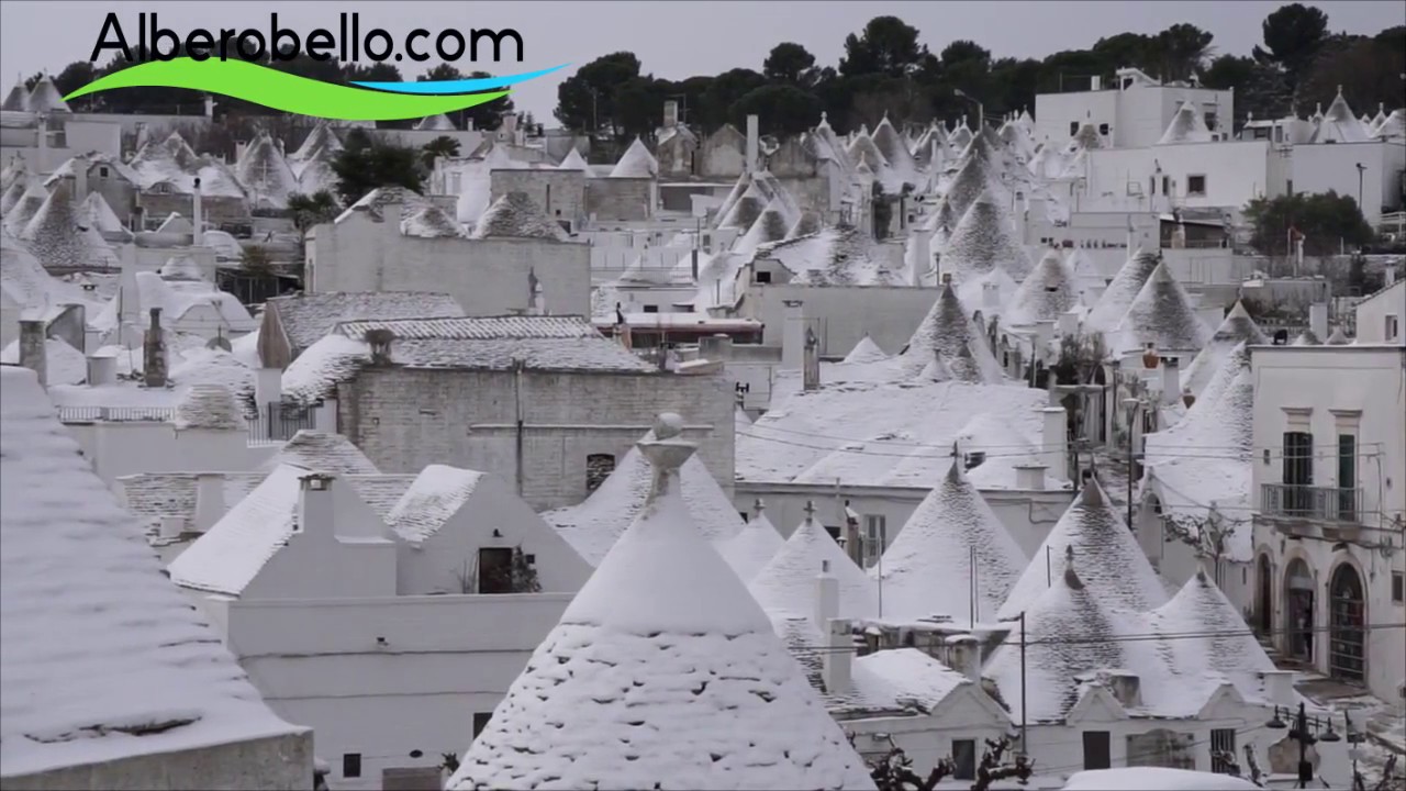 Snowfall in Alberobello 06/01/2017 - YouTube