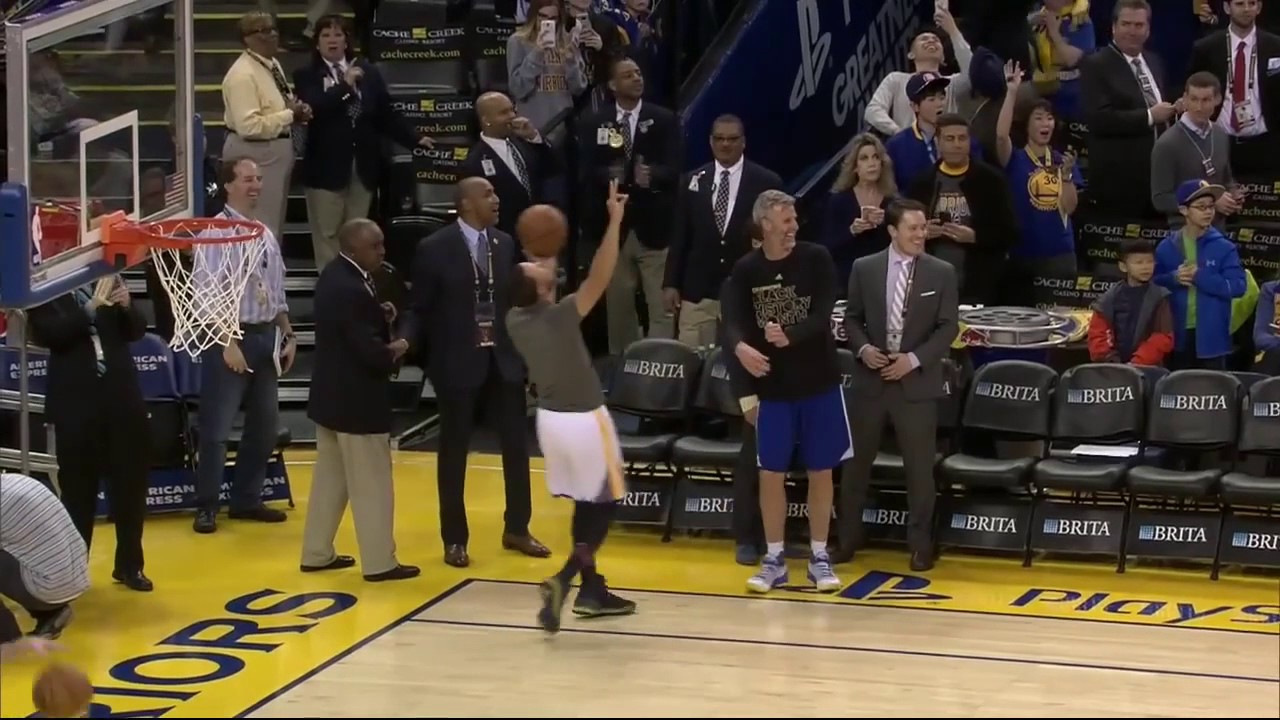 Doug and David call Dell Curry's 40ft bank shot three in front of Steph ...