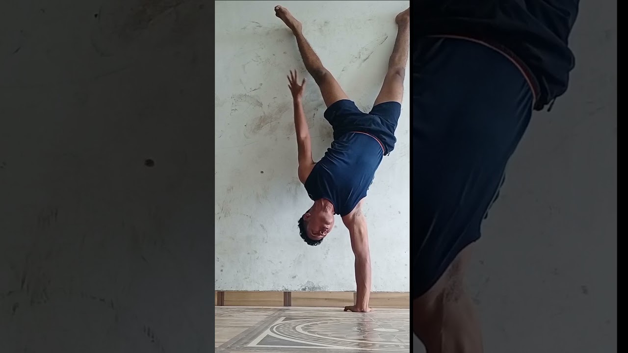 one hand body balance #keepfitup #fitness - YouTube