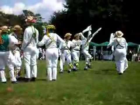 Morris Dancers - YouTube