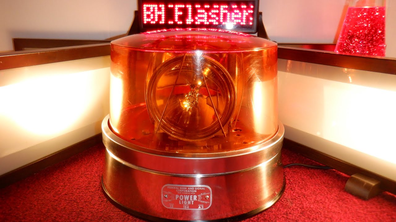 FEDERAL SIGNAL 184 AMBER POWER LIGHT - YouTube
