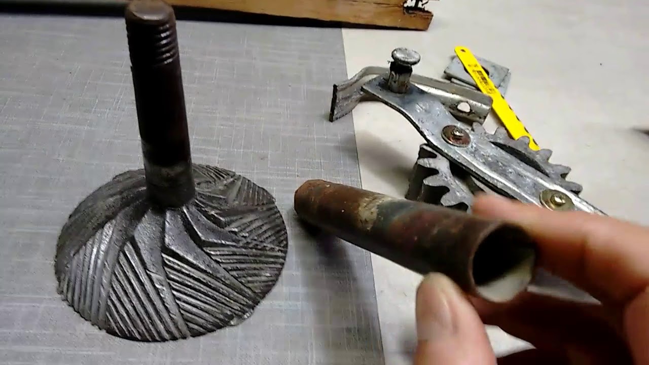 Tutorial da máquina de moer milho elétrica caseira - YouTube
