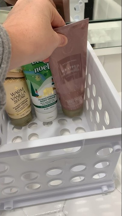 Organize my bathroom with me🤍 these stackable containers are from the ...