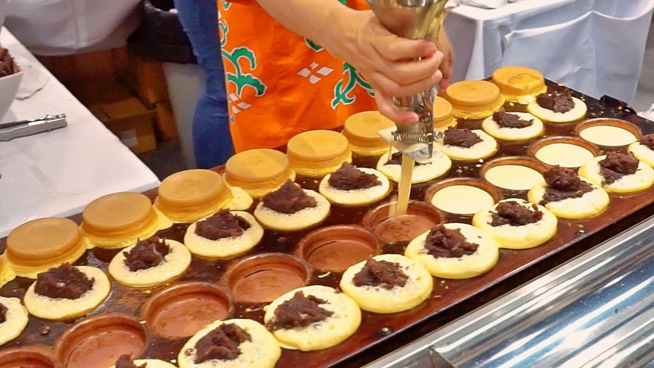 Japanese Street Food | IMAGAWAYAKI or OBANYAKI CAKE Stuffed Pancakes ...