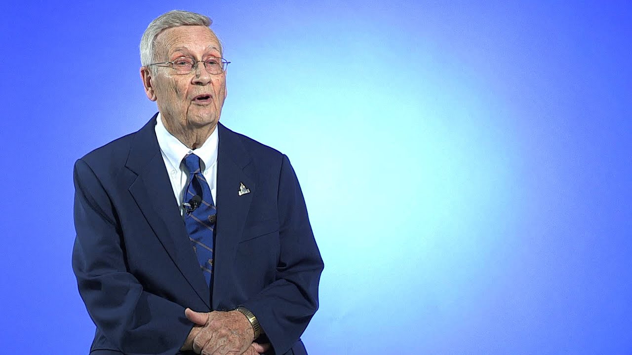 Trey Aven - Distinguished Alumni 2012 - YouTube