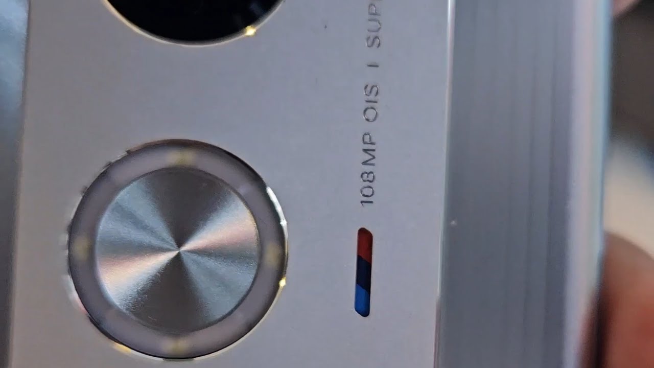 Infinix Note 40 Pro BMW edition unboxing - YouTube