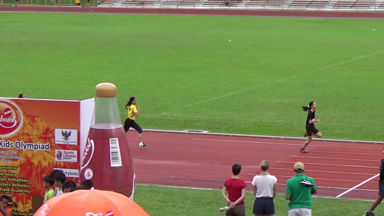 Althea 300m Run U13 Bicentennial Kids Olympiad 2019 - YouTube