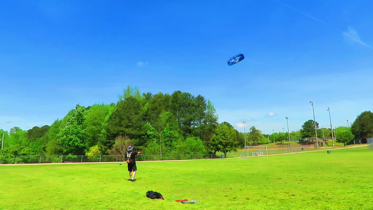 HQ Alpha 3.5 Meter Kite - YouTube