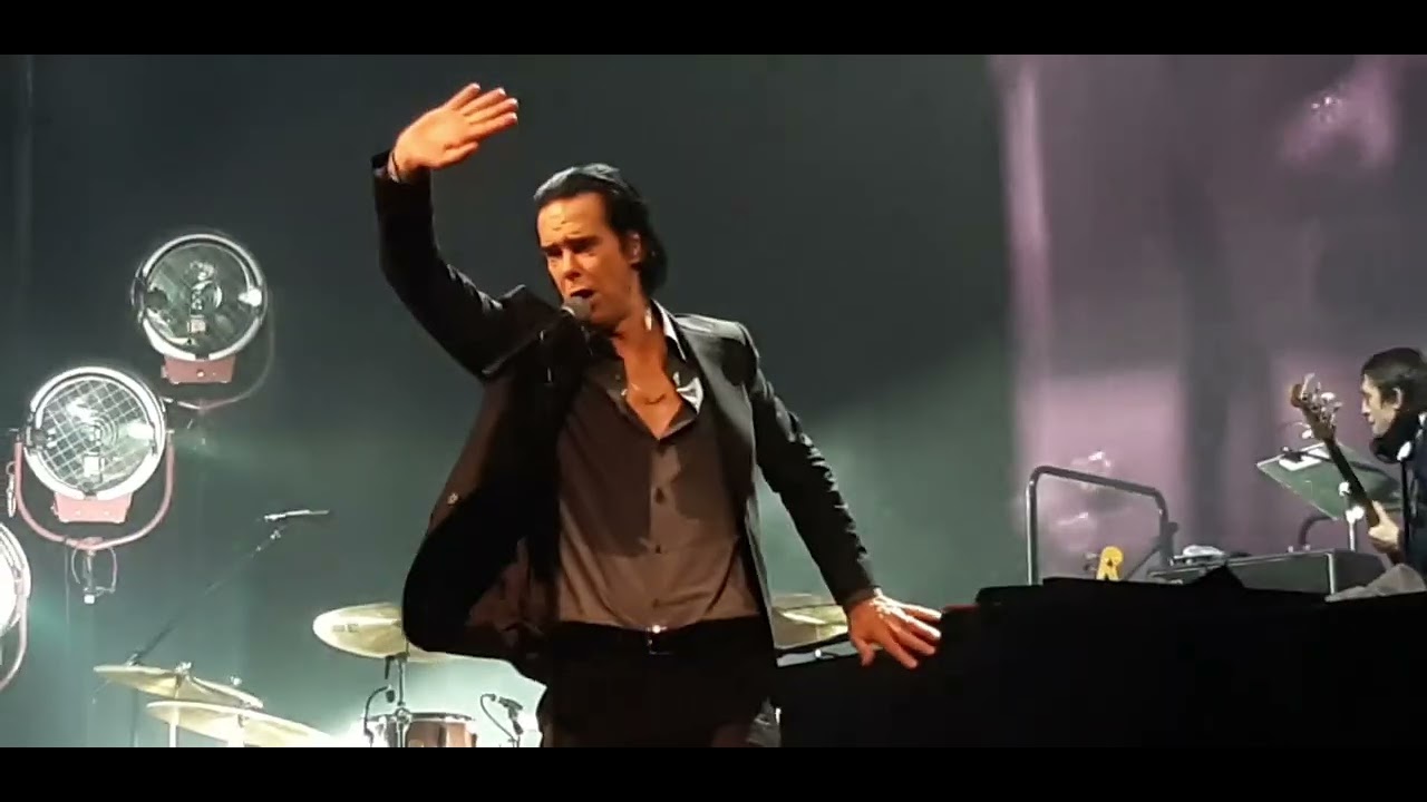 Nick Cave And The Bad Seeds à Paris - Accor Arena 17.11.2024 - YouTube