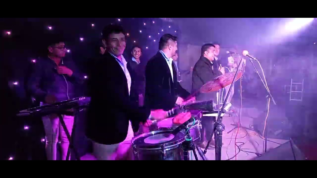 Alvaro jimenez y su autentica Furia.parte 2 en vivo en alto verde - YouTube