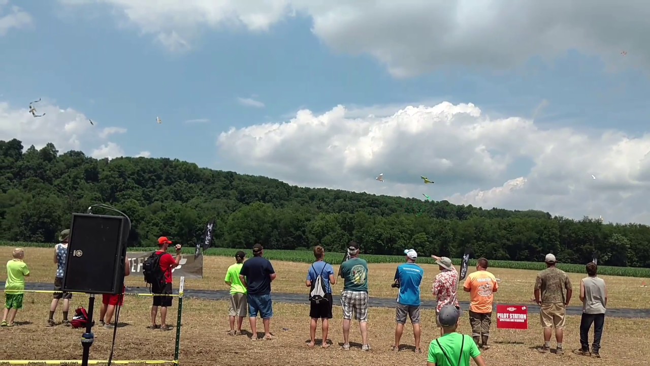 Flite Fest 2017 Aerial Combat - YouTube
