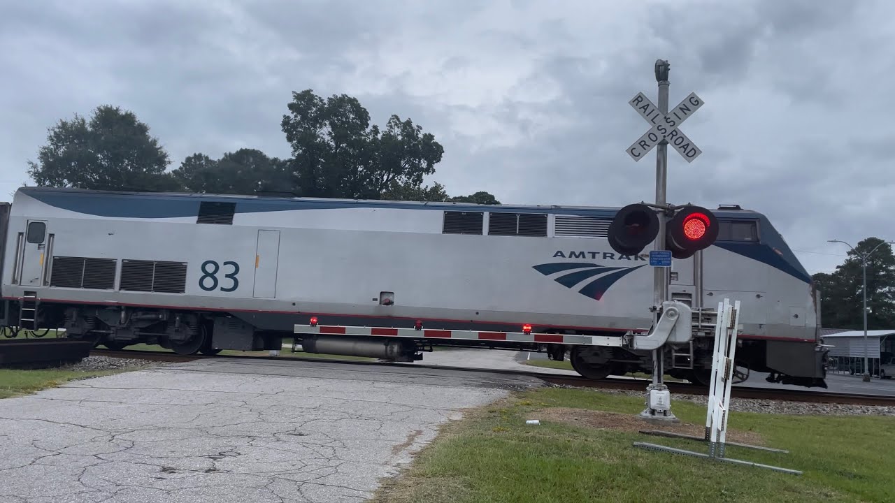AMTRAK Palmetto Train crosses through Kenly, North Carolina! - YouTube