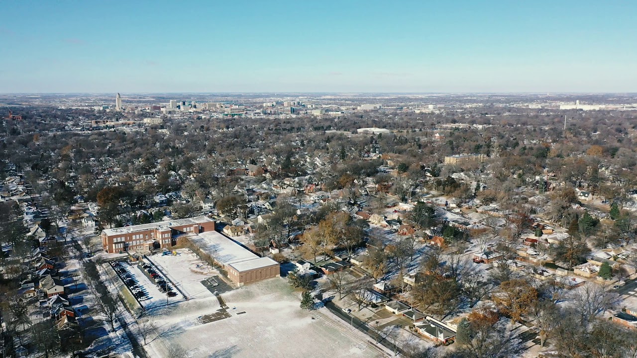 First December Snowfall in Lincoln, NE - YouTube