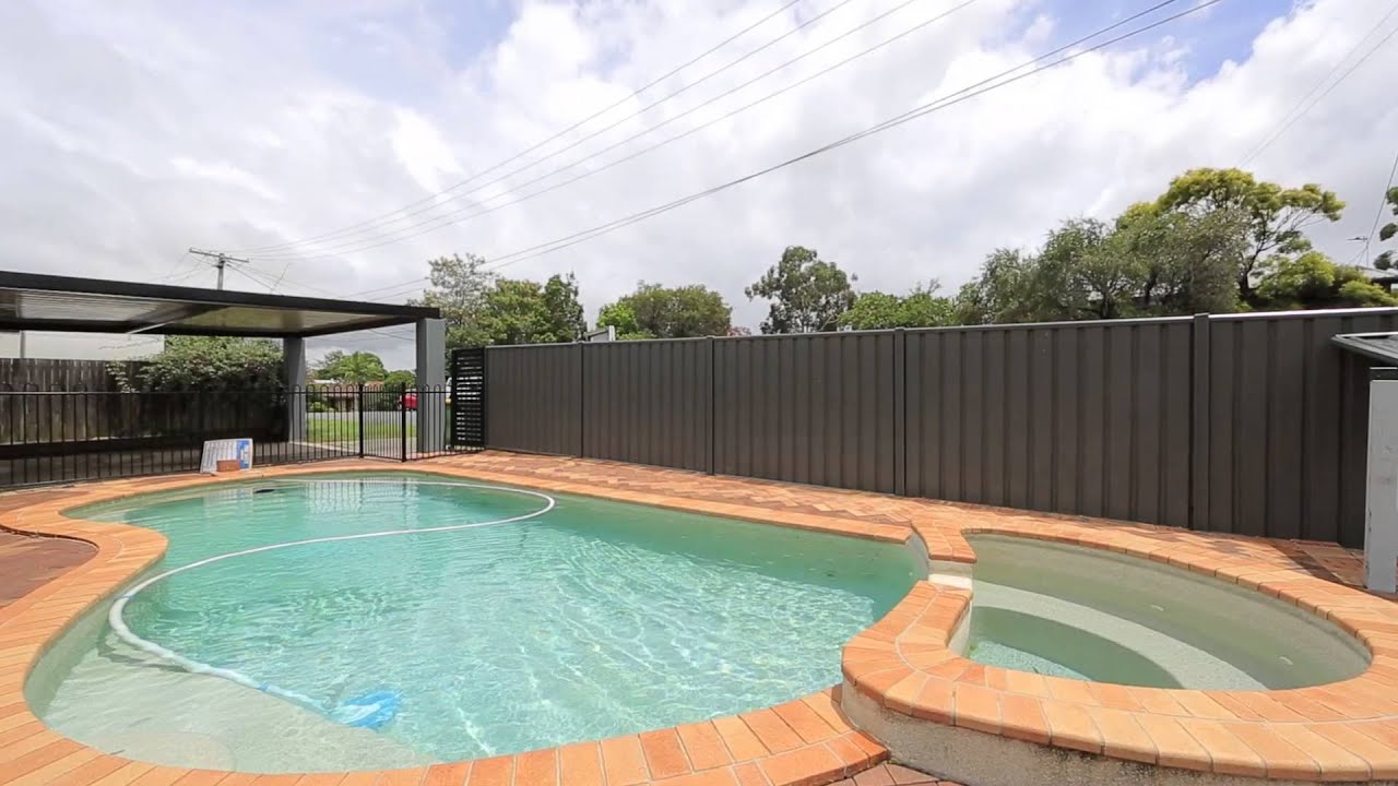 4 Koonwarra Street Labrador 4215 QLD by Clare Brettell - YouTube