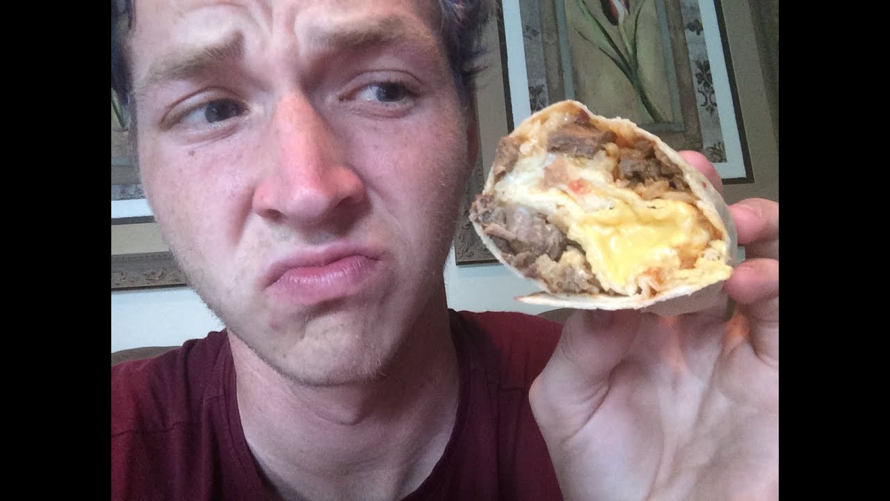 Taco Bell's New Crunchy Cheesy Core Burrito - YouTube