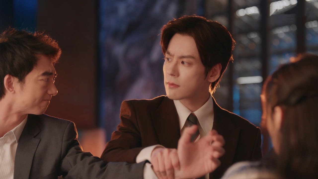 Cinderella is being bullied—when suddenly,CEO appears out of nowhere ...