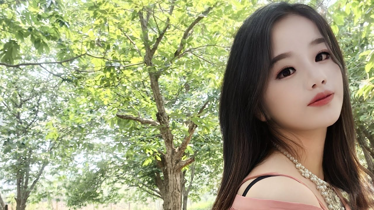 nrog txiv lau mu xiav taws tai hlua thiaj yaws taib rau txiv lau aim ...