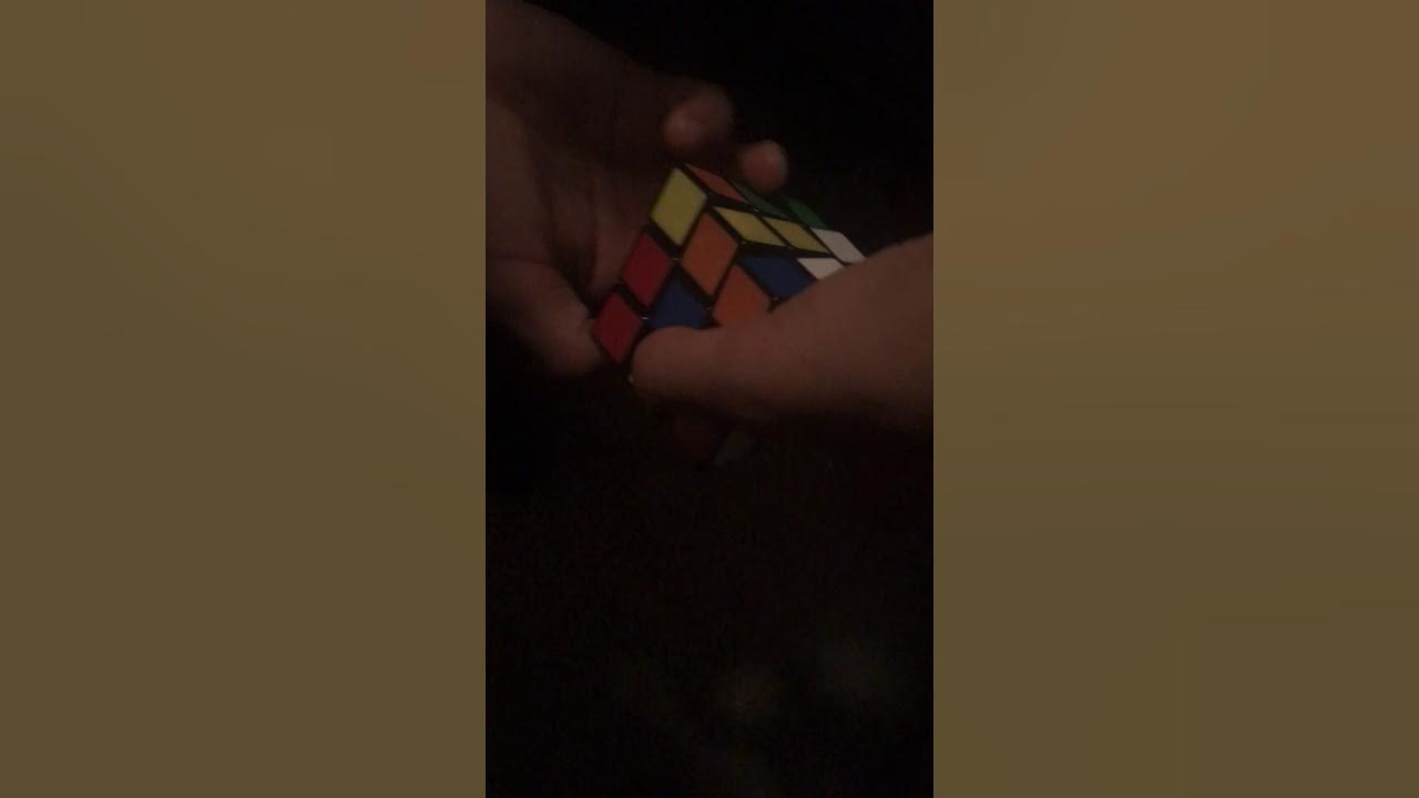 Rubik’s cube daisy step Part 1 - YouTube