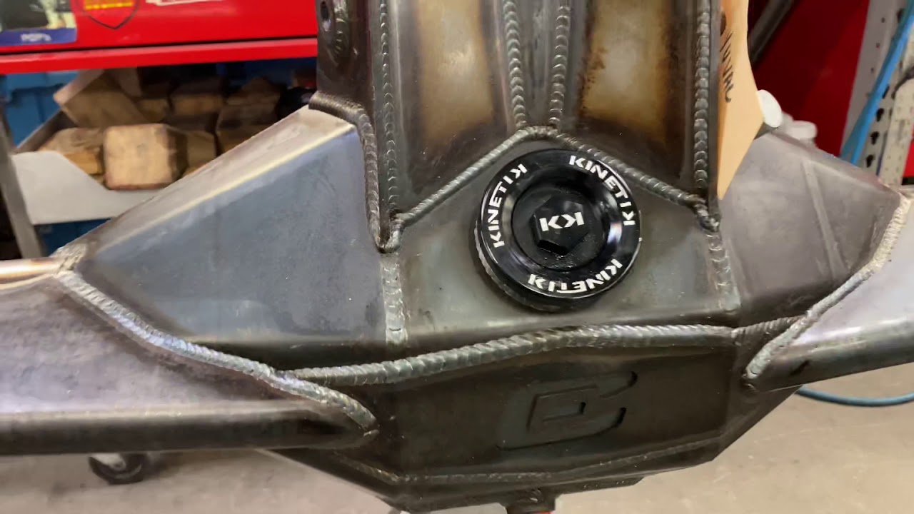 Camburg 9” fabricated race rear end - YouTube