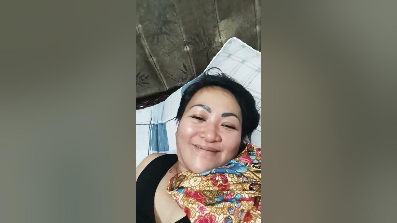 Still not feeling well lakas maka trangkaso ni Strawberry Fields taz Green Gelatine keneme 😊😁😂 ...