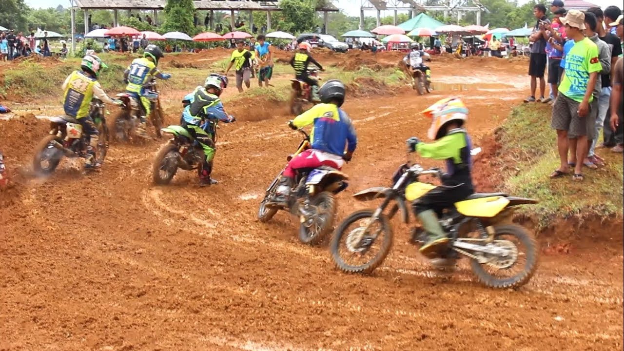 MOTOCROSS BALAP LUMPUR !! Grasstrack Padang Panjang Bengkulu Selatan ...