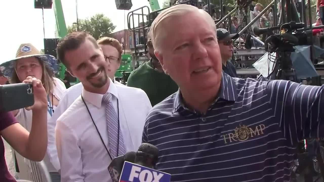Sen. Lindsey Graham speaks ahead of Donald Trump's appearance in ...