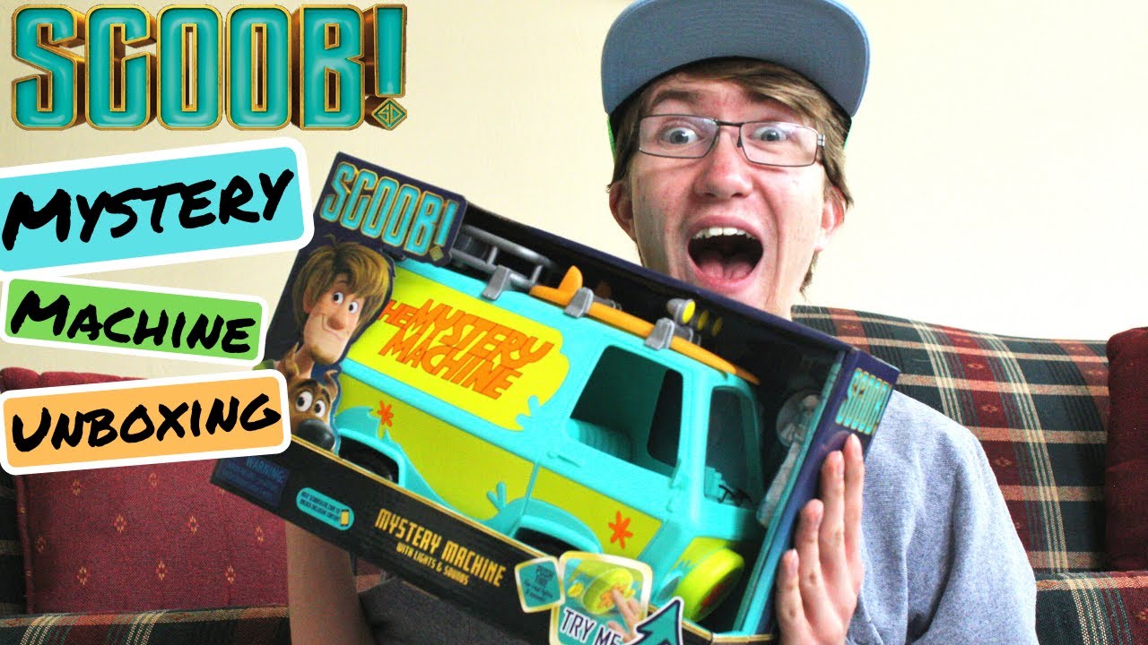 Unboxing the SCOOB! Mystery Machine! - YouTube