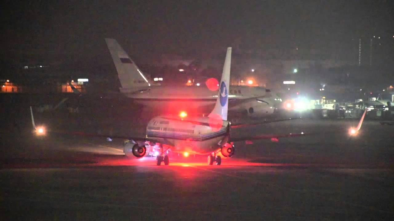 Boeing 737 Push and Start - Manila - YouTube