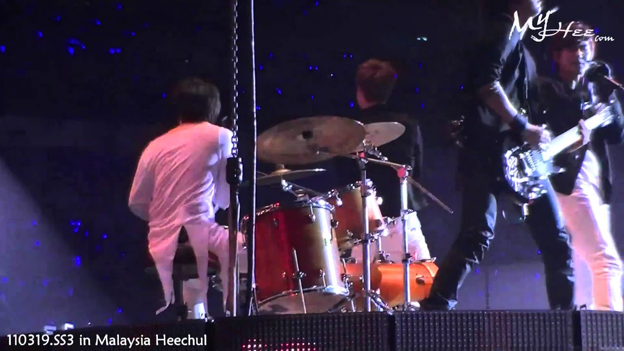 [myhee] 110319 SS3 in Malaysia - Heechul drum - YouTube