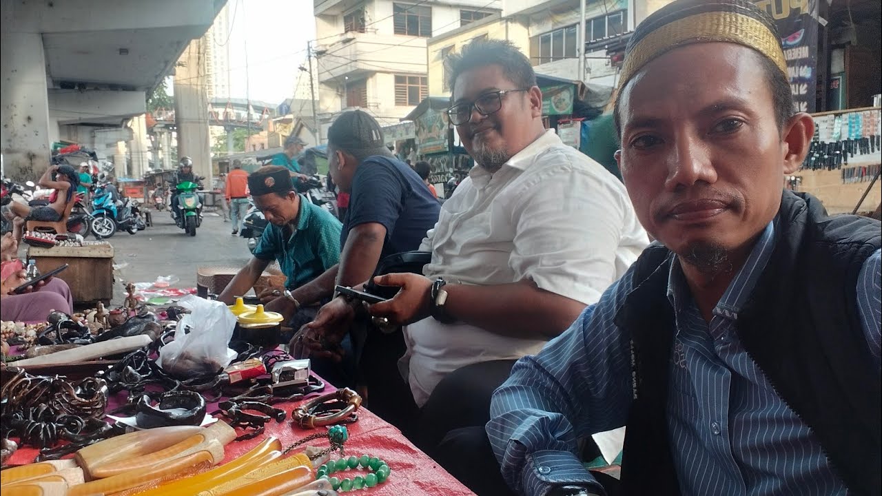 LAPAK BATU AKIK DAN GELANG BAHAR MANG ALI BAHAR - YouTube