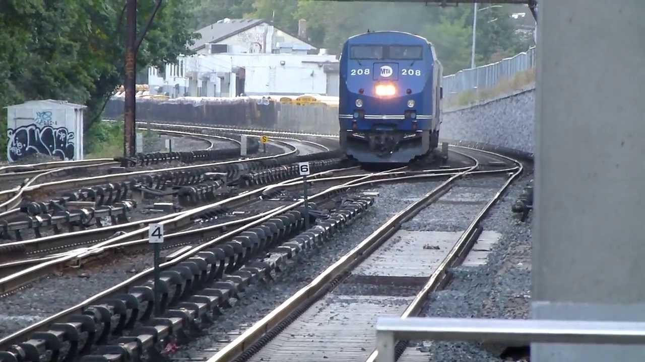 MTA MNR: GE M-2, Kawasaki M-8, Budd M-3A & GE P32AC-DM Genesis-II Dual ...