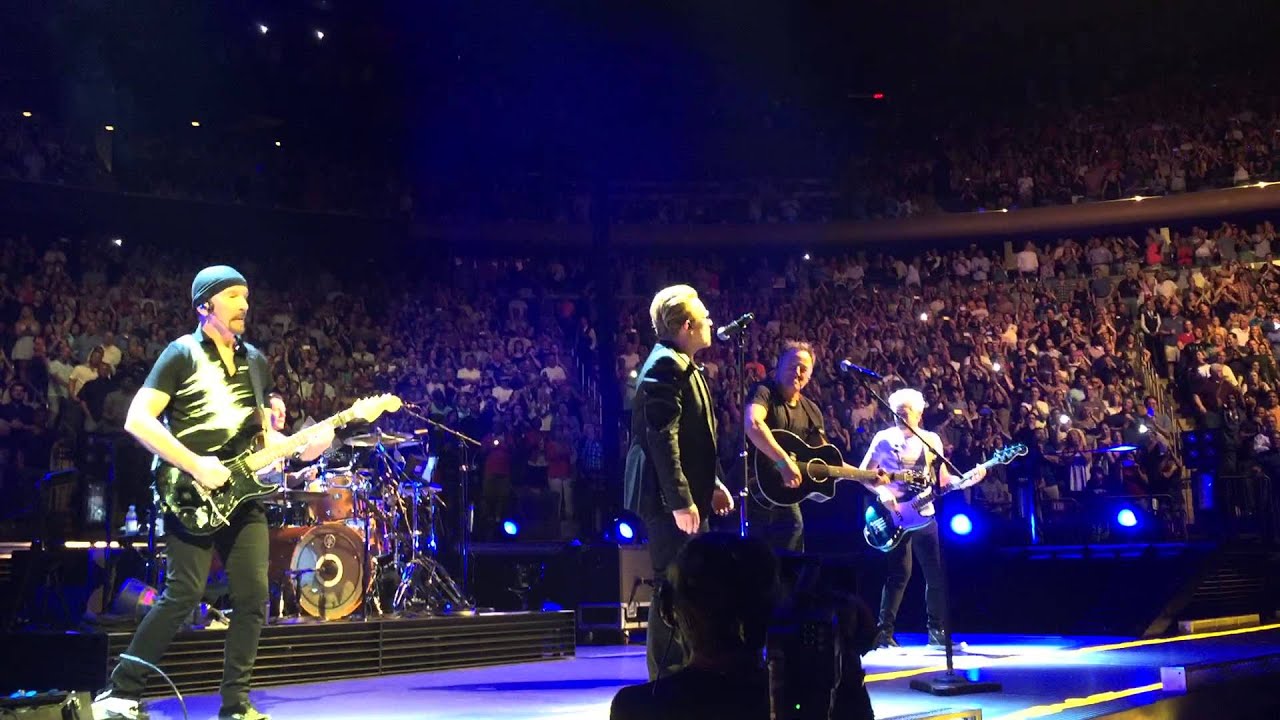 U2 & Bruce Springsteen - 'I Still Haven't Found What I'm Looking For ...