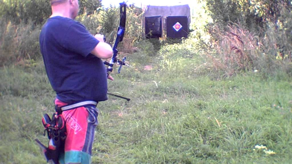 Strzelanie z Mathews Apex 8 - YouTube