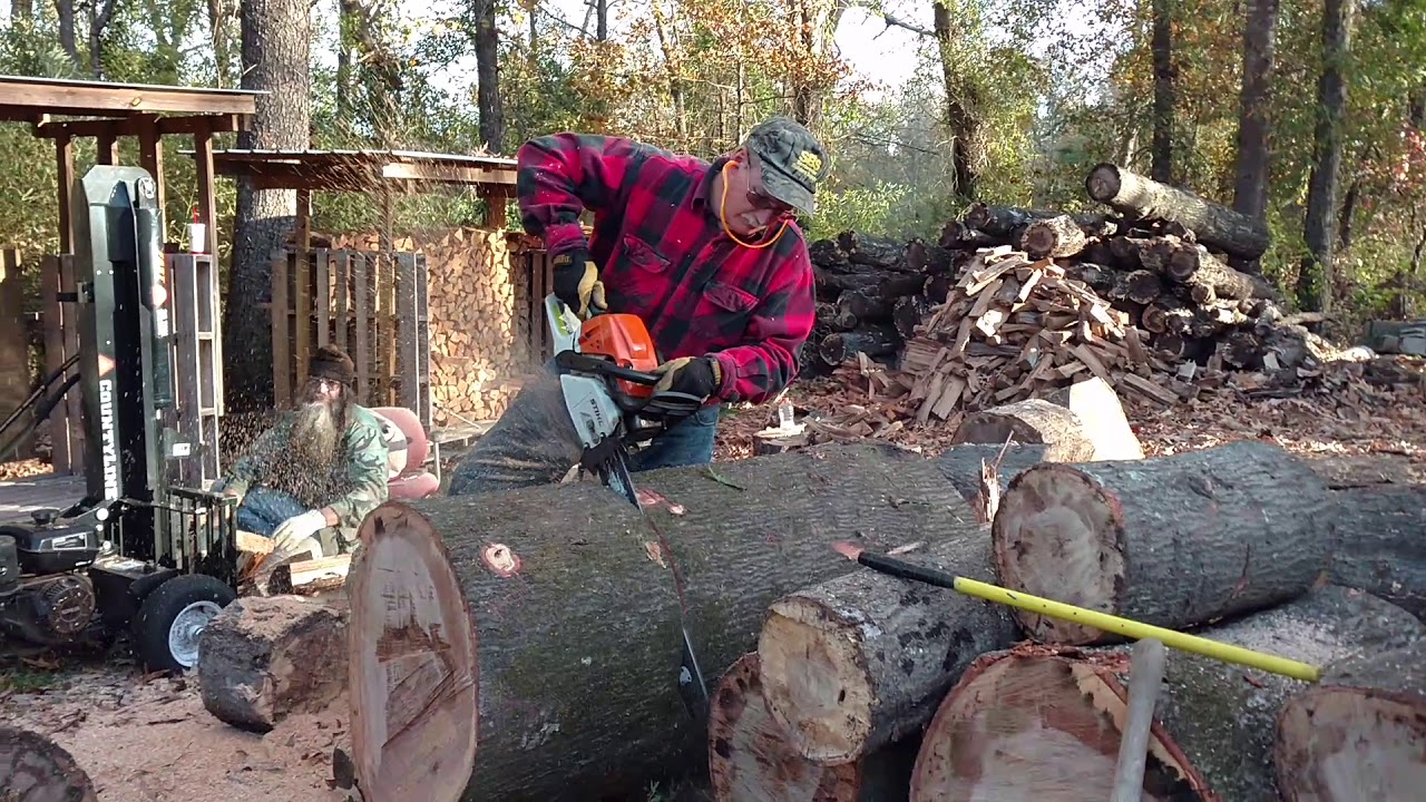 Hand filed square chain in 28" oak - YouTube