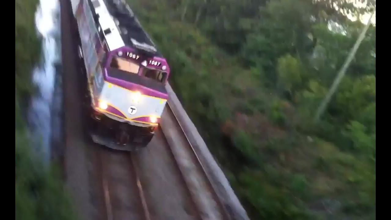 MBTX 1067 (EMD F40PH-2C) at Tecomet - MBTA Commuter Rail - YouTube