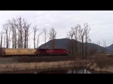 Trains BC 2018: CP 303 (Grain Train) W/ CN Unit @ Sumas Mtn. Canada 31DEC18 ES44AC 8751 Leading ...