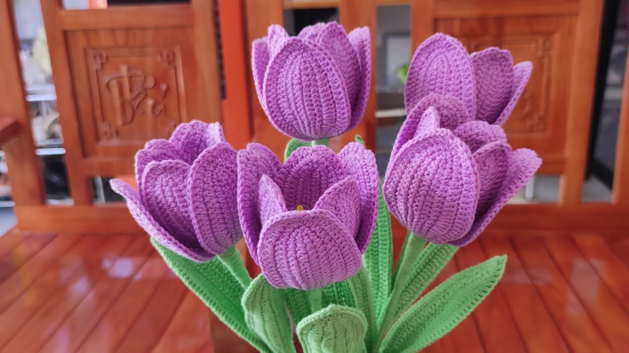 Móc hoa Tulip nở cánh to 3/3 (Crochet Tulips) - YouTube