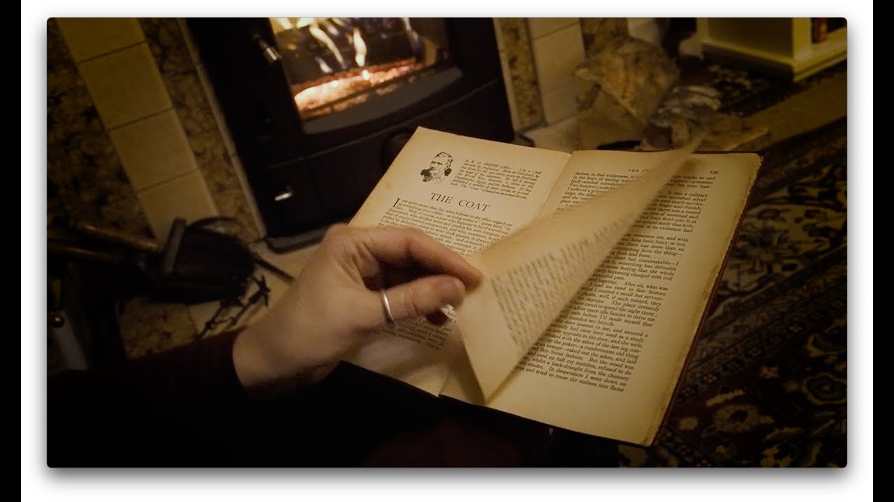A Classic Ghost Story | The Coat by A. E. D Smith | Read Aloud by the ...