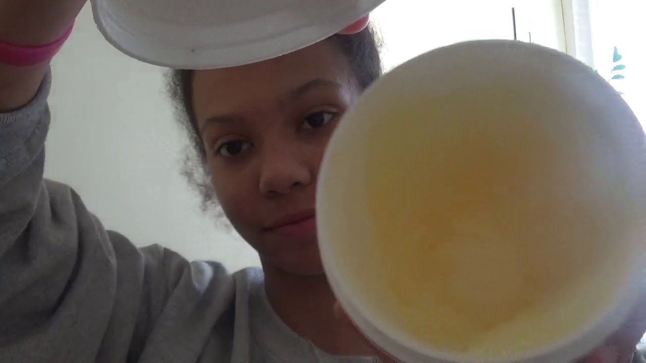 ASMR FR/HAND LOTION SLOPPY/TAPPING/MOTS DECLANCHEURS/to fall asleep ...