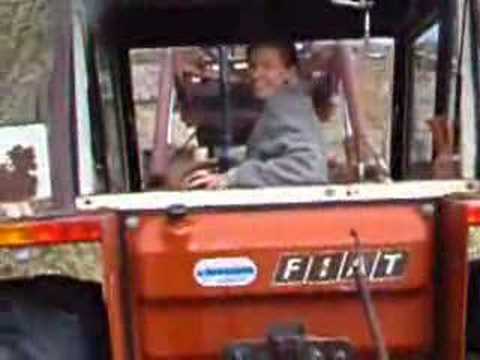Tractor Fiat 580 - YouTube