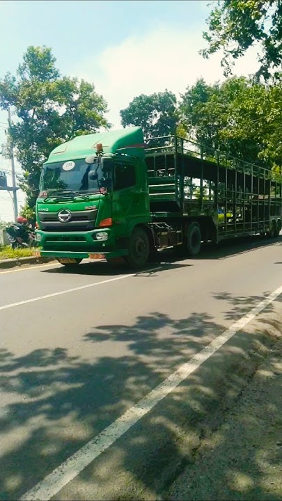 Wow😱 Markas Truk Tronton Hino Los Bak Panjang Tanpa Muatan Melaju Cepat #shorts #trending # ...