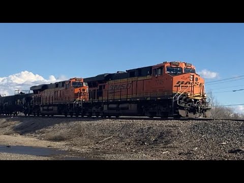 BNSF 7745 West 01/30/21 - YouTube