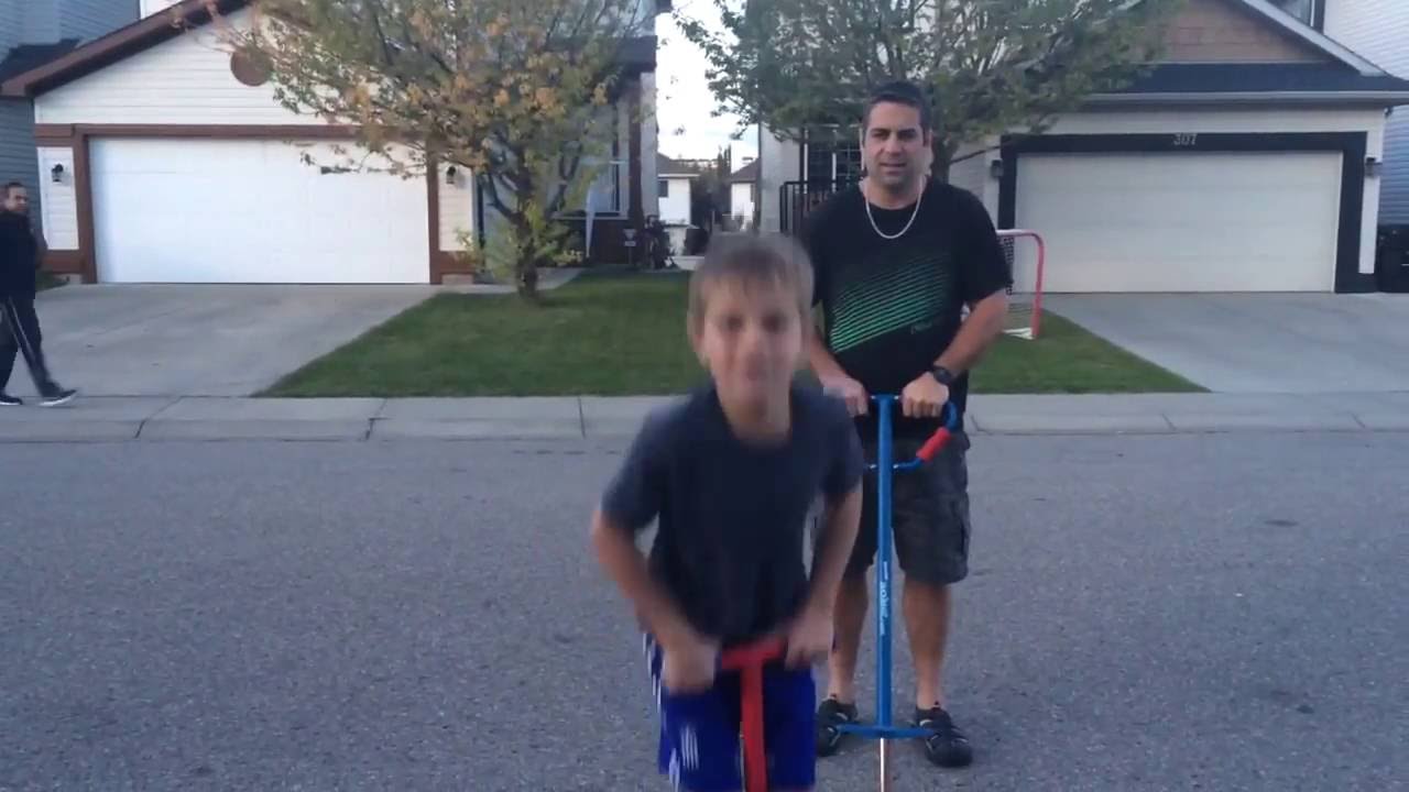 Lane vs Micah pogo stick challenge - YouTube