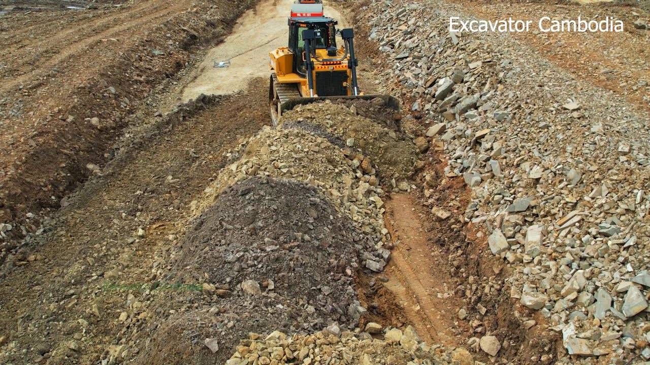 Amazing Power D6R2 Caterpillar Dozer Working Push Build Foundation New ...