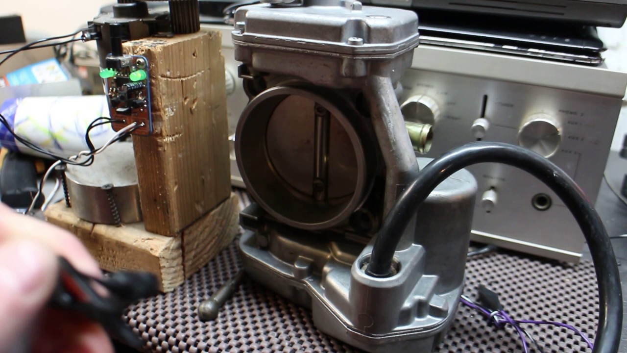 Mercedes V12 ASR throttles and controller EGAS bench test. Part 2 - YouTube